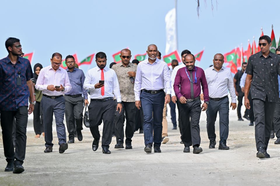 Photo Gallery: PHOTO: Raees muizzu haa alifu atholhu ge baeh rah thakah ...